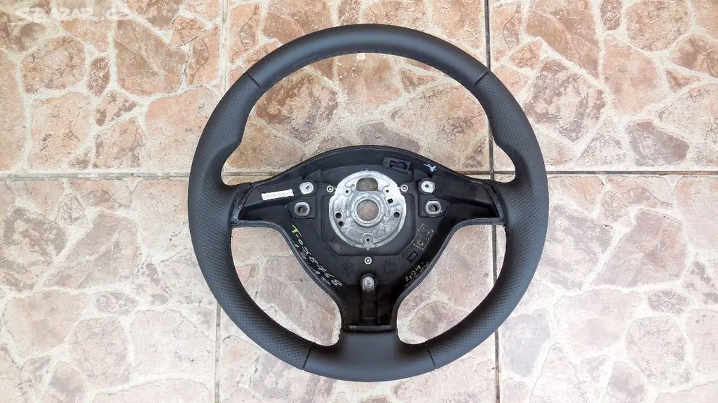 Volant VW Golf 4,Octavia 1,Fabia 1,RS,Seat. - Havířov - Bazar - Sbazar.cz