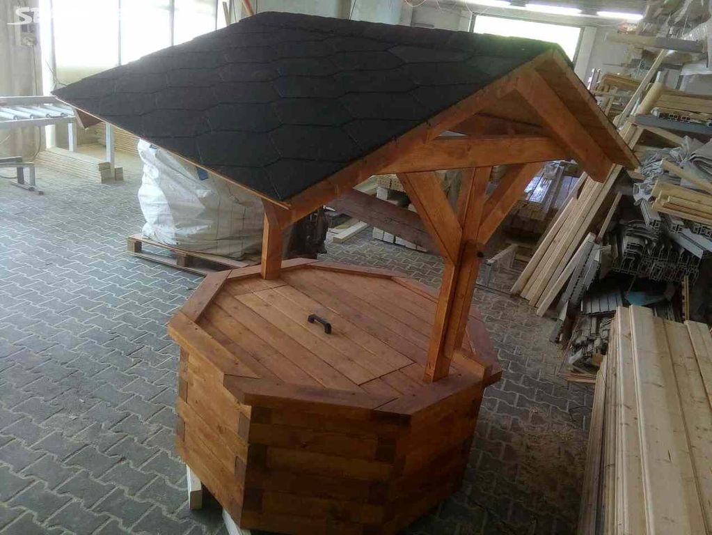 Rumpál, kryt na studnu, víko studně,dekorace, - Přelouč, Pardubice ...