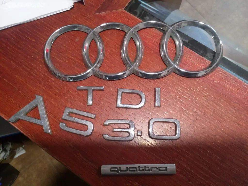 Znaky loga nápisy nalepova Audi A5 quattro 3.0 tdi - Libice nad ...