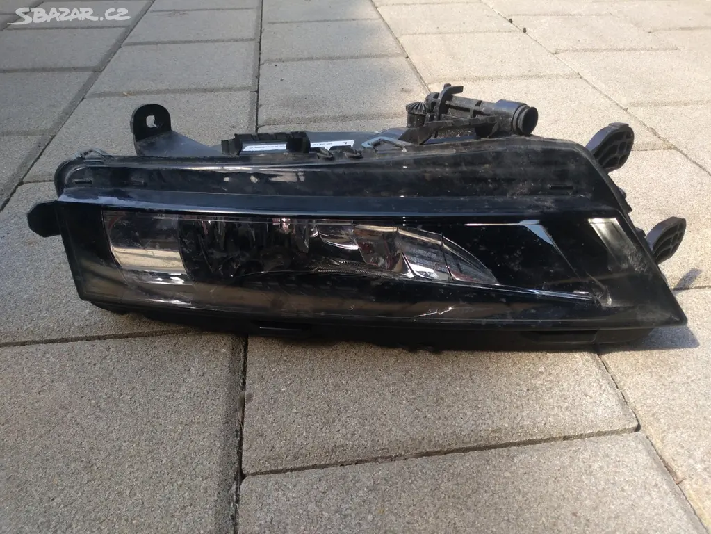 Levé přední mlhové světlo Octavia fac 3 5E0941699F - Třinec - Bazar ...