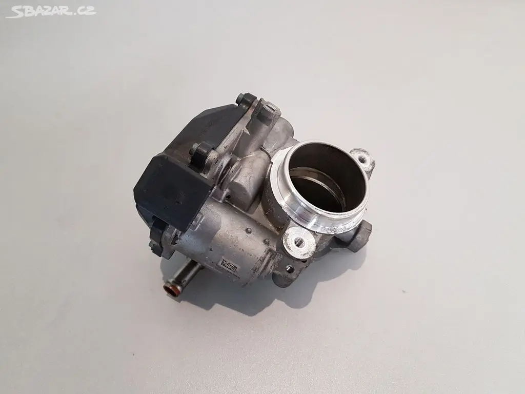 Škrtící klapka 1,6 TDi Octavia III 04L128063P - Rožnov pod Radhoštěm ...