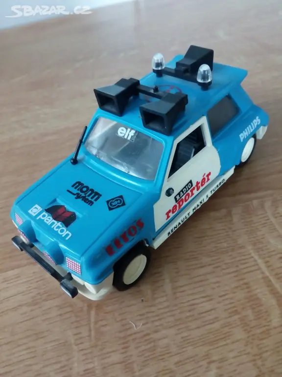 Plastový model auta - Police nad Metují - Bazar - Sbazar.cz