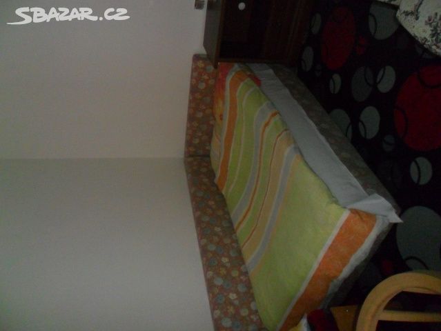 retro botník,staré postele, čelo, postel,židle. - Praha - Bazar - Sbazar.cz