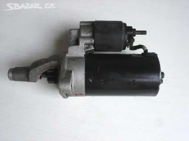 Startér motoru Audi VW 2.5 tdi - Panenské Břežany - Bazar - Sbazar.cz