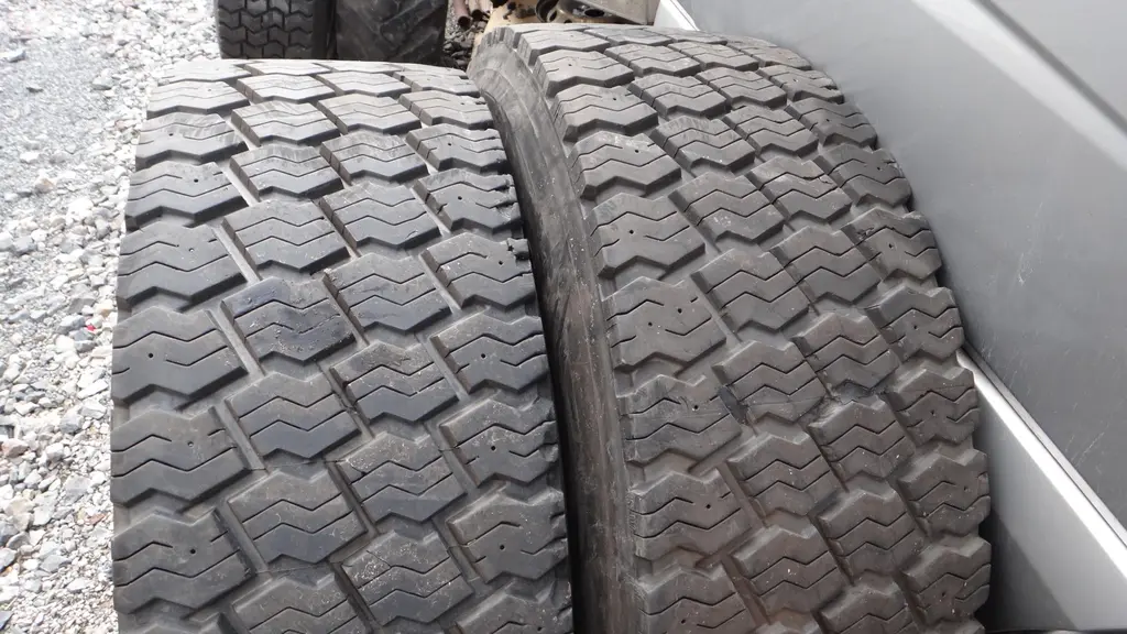 Nákladní pneumatiky 315/60r22.5 315 60 22.5 R22.5 - Dobříš - Bazar ...