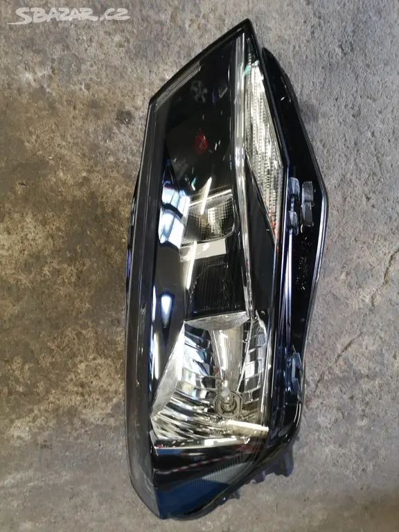 Světlomet VW Caddy 2K1941016B/2K1941015B - Hradec Králové - Bazar ...