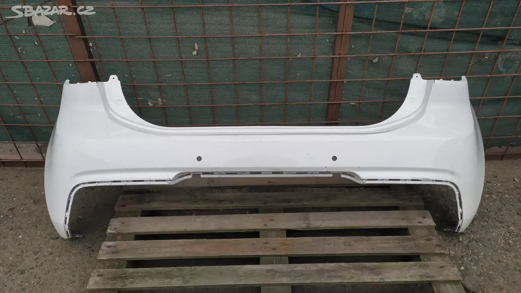 ZADNÍ NÁRAZNÍK KIA RIO 2016 86611-H8000 - Kolín - Bazar - Sbazar.cz