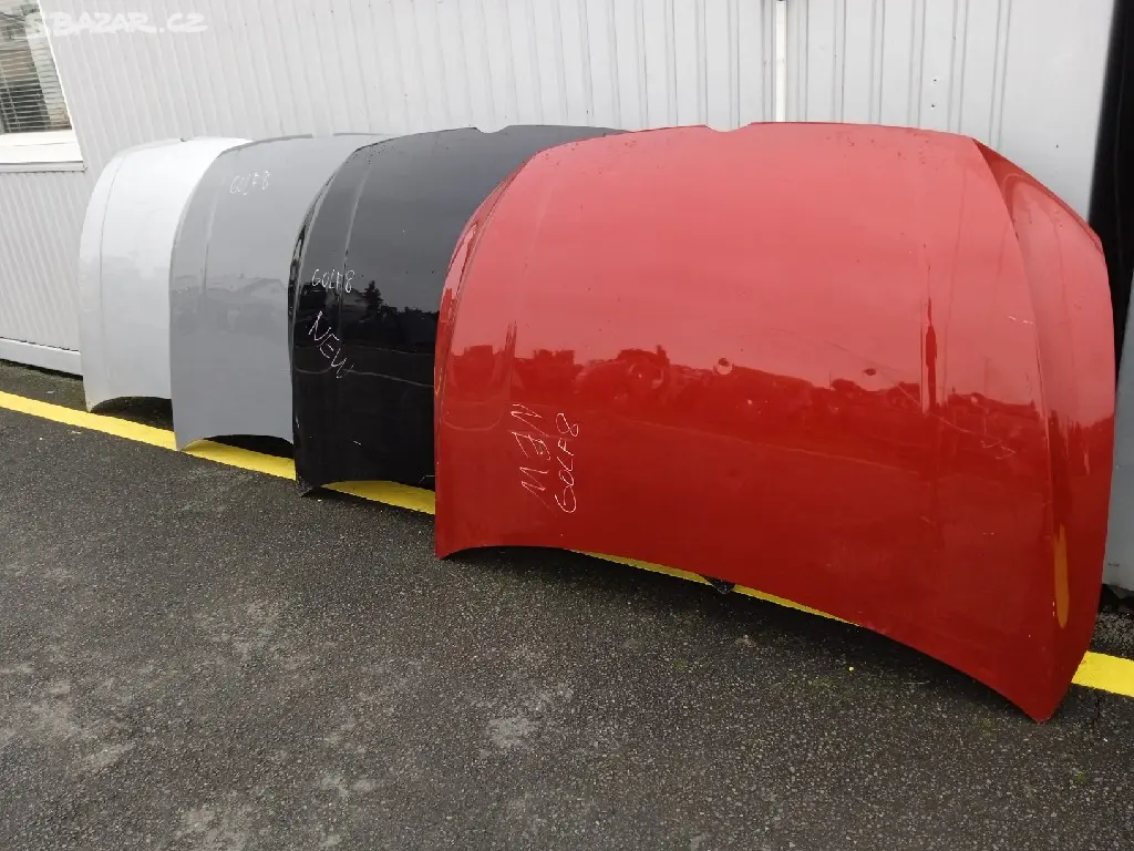 VW Golf VIII kapota - Mratín - Bazar - Sbazar.cz