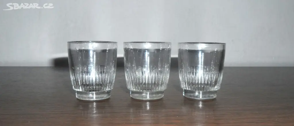 3x starožitná SKLENIČKA malá, panák - Praha - Bazar - Sbazar.cz