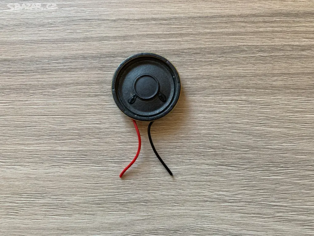 Malý reproduktor K.T.C. průměru 40mm 8Ohm 0,2W - Praha - Bazar - Sbazar.cz