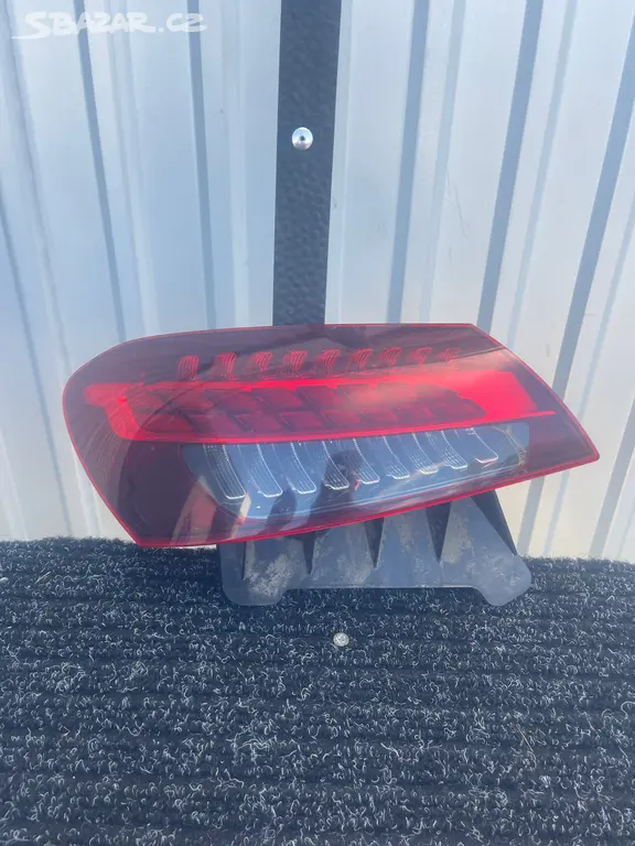 Mercedes Benz w213 L.S lift Levy zadni svetlo - Mratín - Bazar - Sbazar.cz