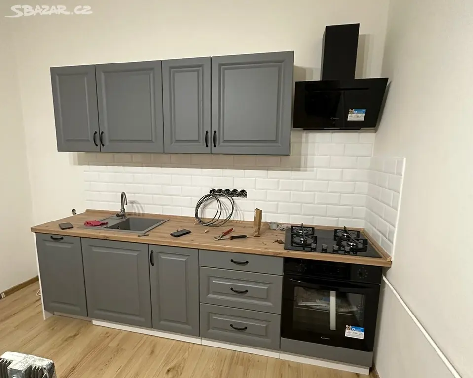 Nejprodávanější kuchyňská sestava STILO MAT 265 cm - Králův Dvůr ...