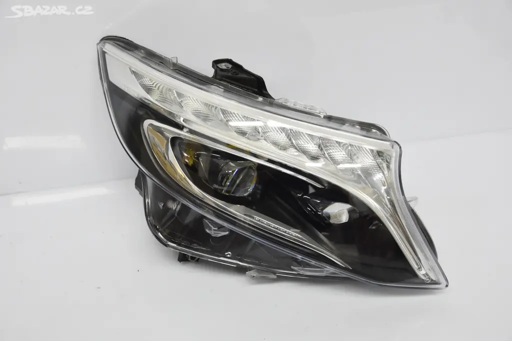 Mercedes V full led světlomet - Praha - Bazar - Sbazar.cz