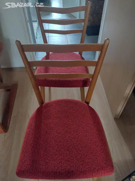 Dnes 2 retro zidle za 800 - Tišnov - Bazar - Sbazar.cz