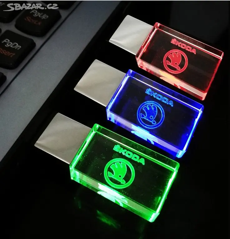 Auto LED USB FlashDisk 64 GB - Praha - Bazar - Sbazar.cz