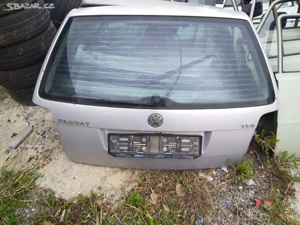 Zadní 5 dveře Vw Passat b5.5 combi - Ševětín - Bazar - Sbazar.cz