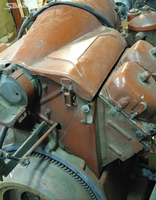 Motor RS09 4válec - Vysoké Mýto - Bazar - Sbazar.cz