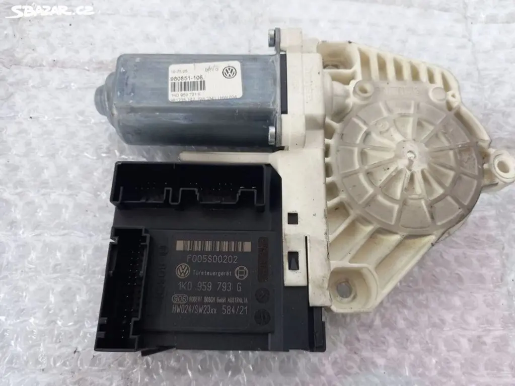 Motorek stahování okna 1K0959793G 1K0959701K - Petrohrad - Bazar ...