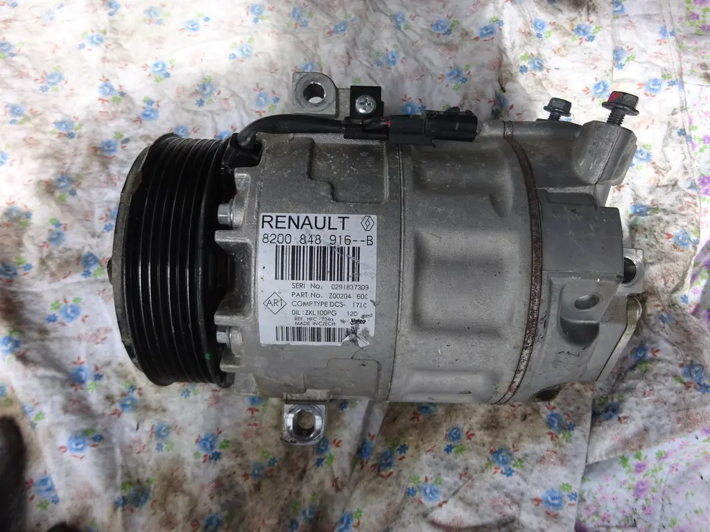 Renault Trafic 3 náhradní díly - Most - Bazar - Sbazar.cz