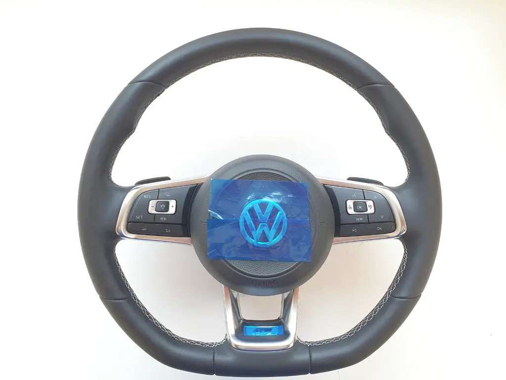 Zkosený multifunkční volant R line s DSG pádly - Praha 10 - Bazar ...