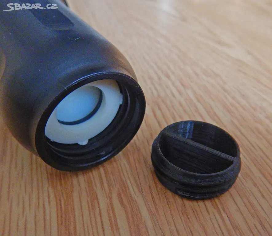 Záslepka na filtr Sawyer Squeeze - minimalistická - Brno-Řečkovice a Mokrá Hora - Bazar - Sbazar.cz