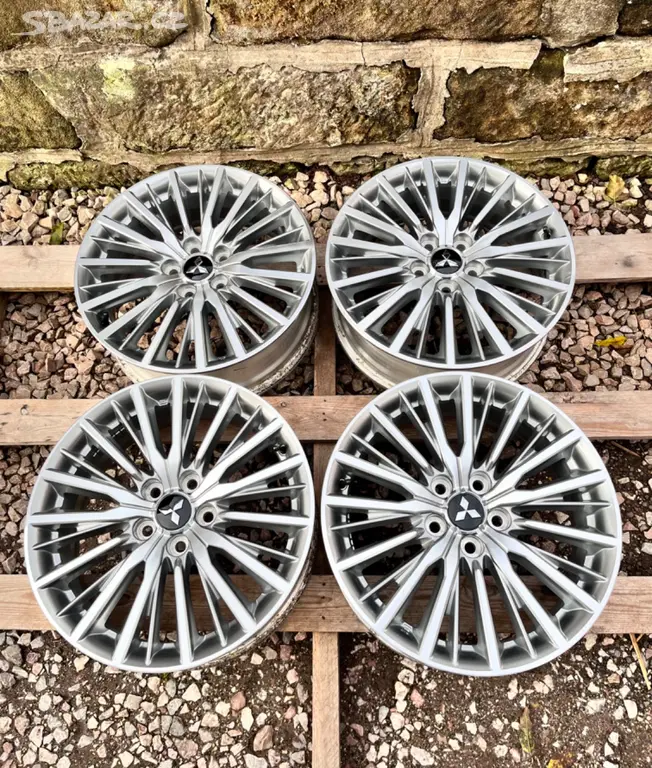 5x114,3 R18 orig. disky Mitsubishi Outlander PHEV - Mladá Boleslav ...