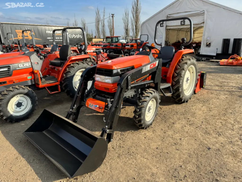 Malotraktor Kubota GL32 s čelním nakladačem - Hradec Králové - Bazar - Sbazar.cz