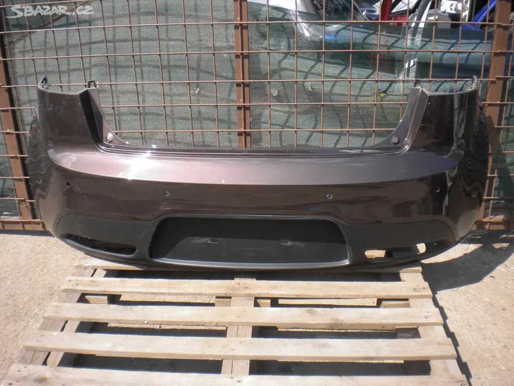 KIA RIO ZADNÍ NÁRAZNÍK 86611-1W200 - Kolín - Bazar - Sbazar.cz