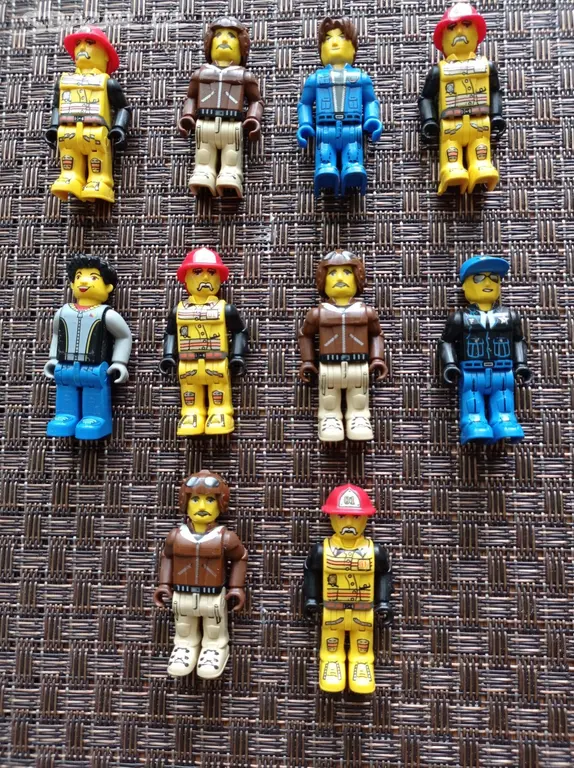 Prodám figurky LEGO - Havířov - Bazar - Sbazar.cz