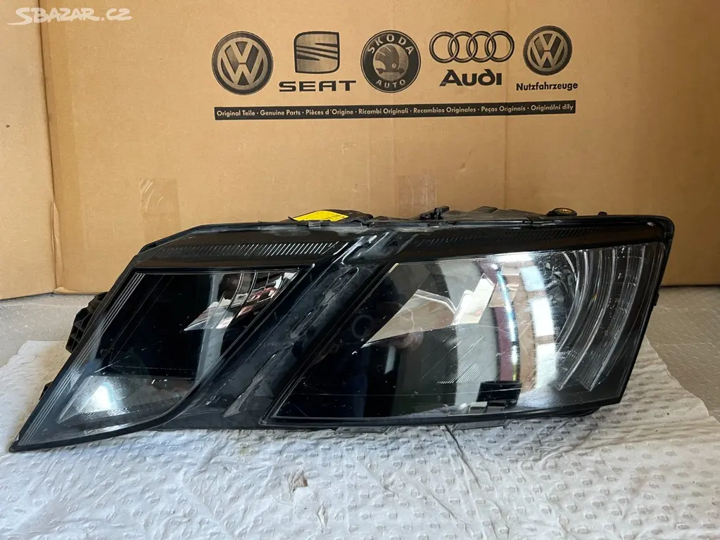 Škoda Octavia 3 III levý přední světlo 5E1941015C - Rajhrad - Bazar ...