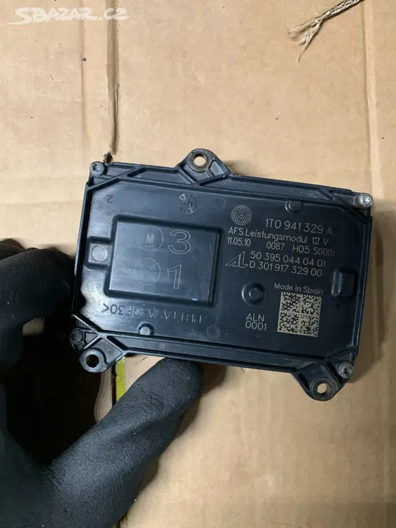 JEDNOTKA XENONU 1T0941329A - Beroun - Bazar - Sbazar.cz