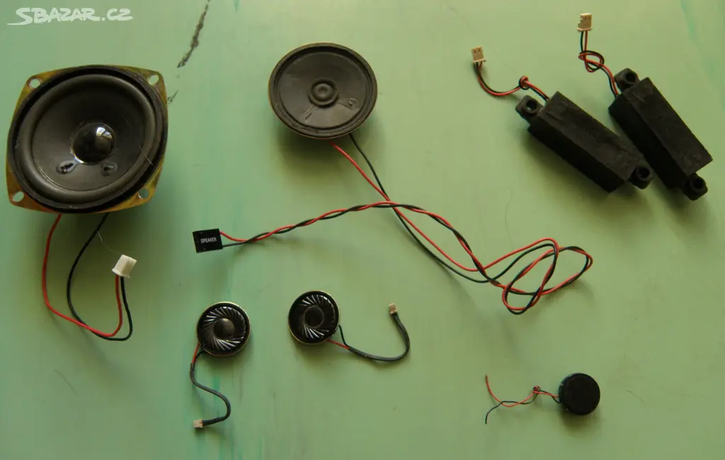 Malé a mini reproduktory z PC / NTB - Plzeň - Bazar - Sbazar.cz