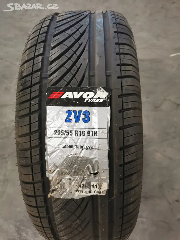pneu letní Avon tyres 205/55 R16 91H Octávia - Benešov - Bazar - Sbazar.cz