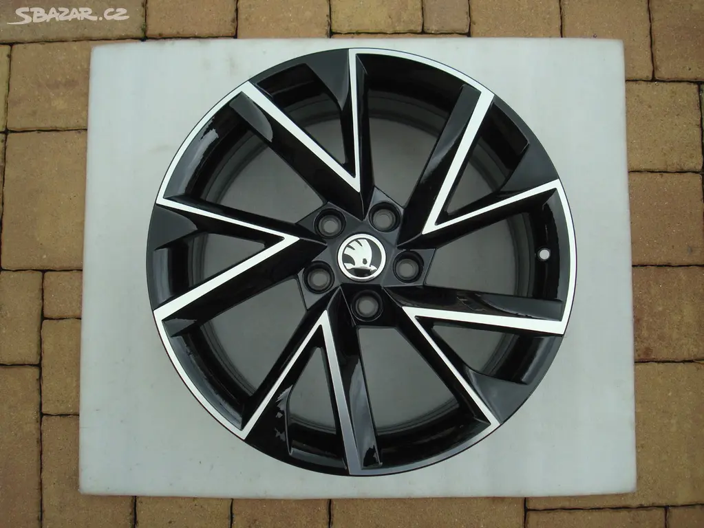 Alu kolo VEGA 18" ŠKODA OCTAVIA III Originál !!!!! - Dobruška, Chábory ...