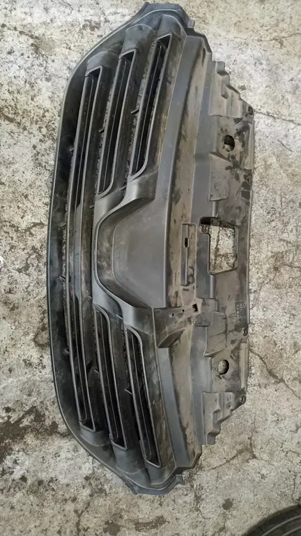 Originál maska Renault Trafic 623108673R - Libice nad Cidlinou - Bazar ...