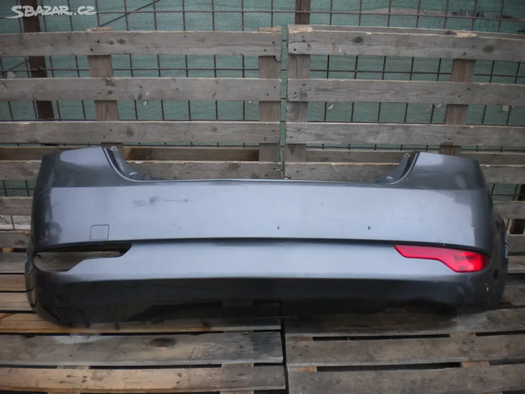 ZADNÍ NÁRAZNÍK KIA CEED 86610-1H500\10 - Kolín - Bazar - Sbazar.cz