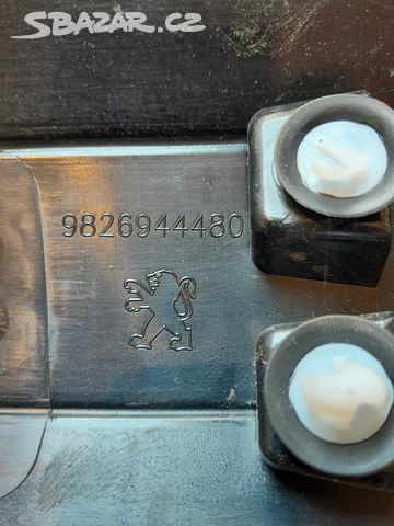 Lišta kufru Peugeot 208 II - Toužim - Bazar - Sbazar.cz