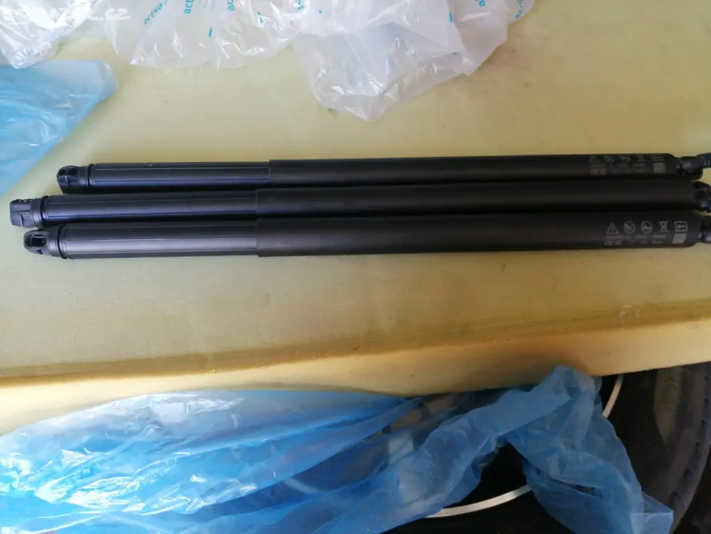 Škoda Kodiaq, Karoq - servo motor 5 dveří - Jaroměř - Bazar - Sbazar.cz