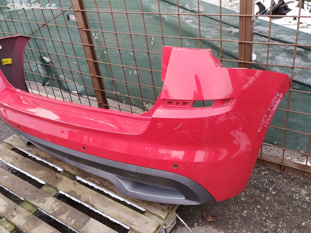 ZADNÍ NÁRAZNÍK ŠKODA KAMIQ 658807421 - Kolín - Sbazar.cz