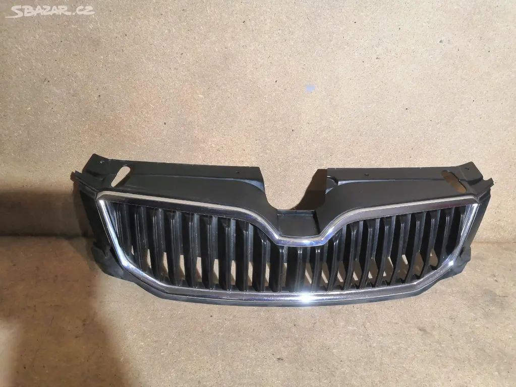 Octavia III maska Grill - Mělník - Bazar - Sbazar.cz
