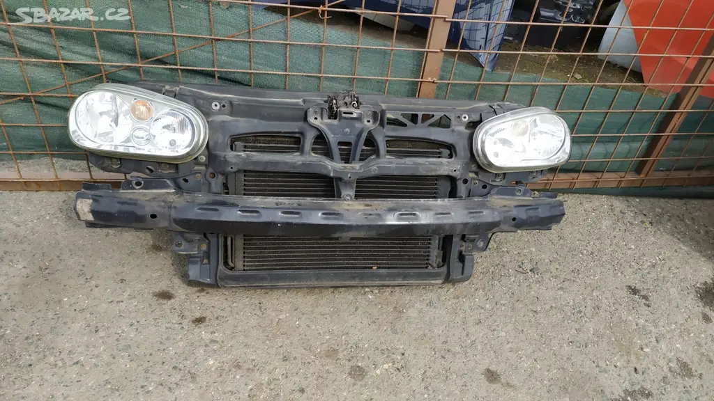 VW GOLF 4 CHLADIČOVÁ STĚNA - Kolín - Bazar - Sbazar.cz