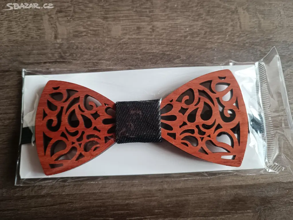 Dreveny motylek - Most - Bazar - Sbazar.cz