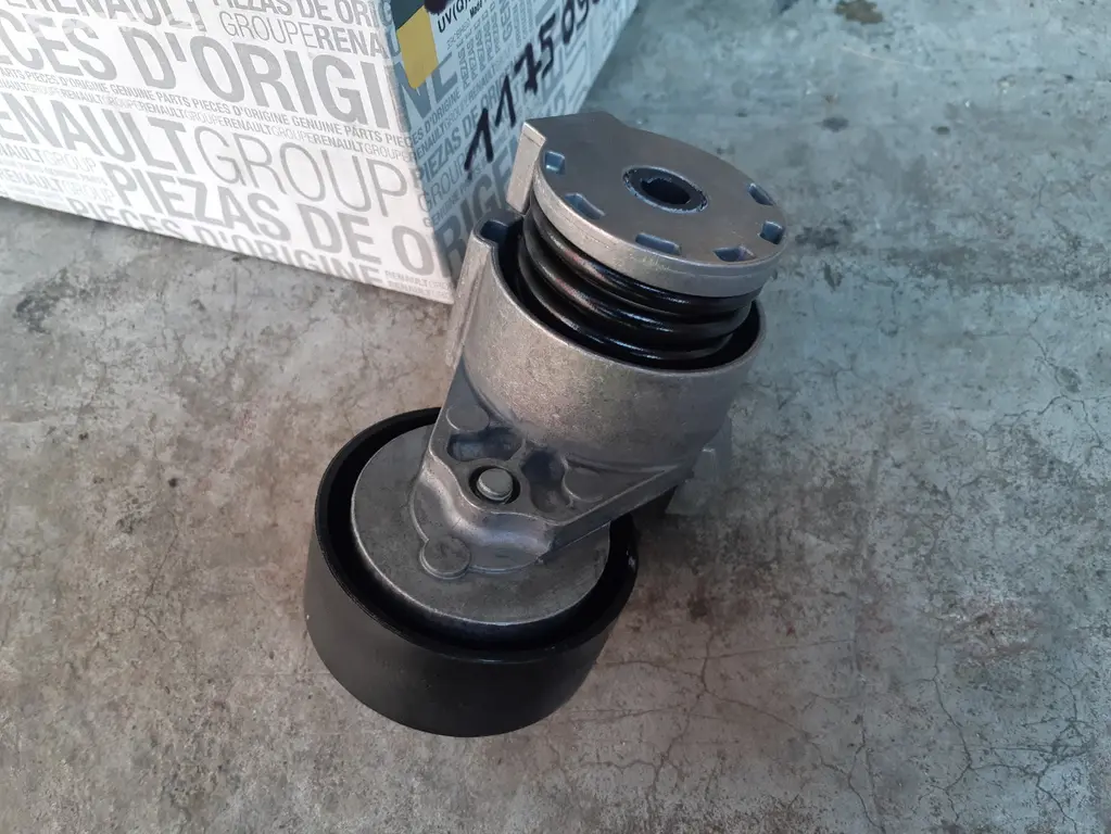 Napínák - originální Renault 117509654R - Brno-město - Bazar - Sbazar.cz