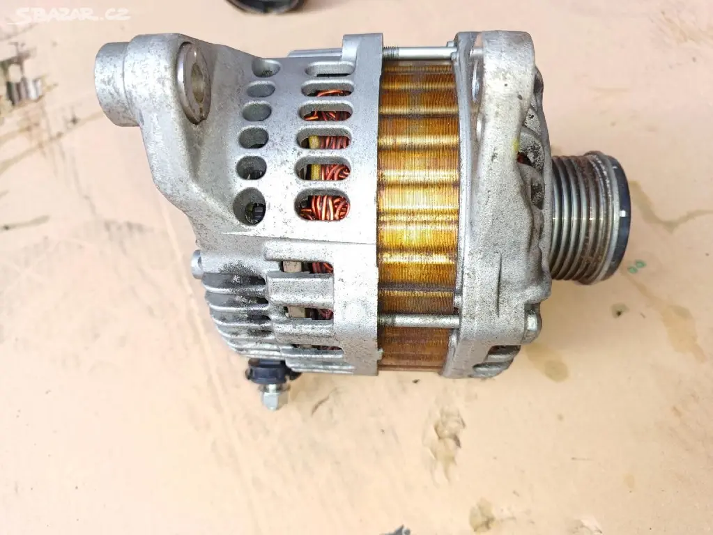 Alternátor Nissan Navara D23 Renault Alaskan - Dolní Poustevna - Bazar ...