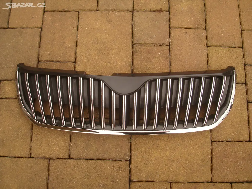 Maska přední nová ŠKODA SUPERB II předfacelift 08- - Dobruška, Pulice ...