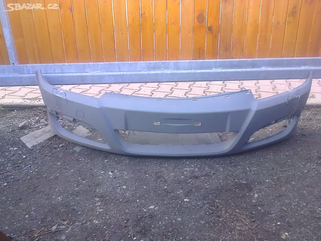 opel astra H, přední nárazník, starý model, - Beroun - Bazar - Sbazar.cz
