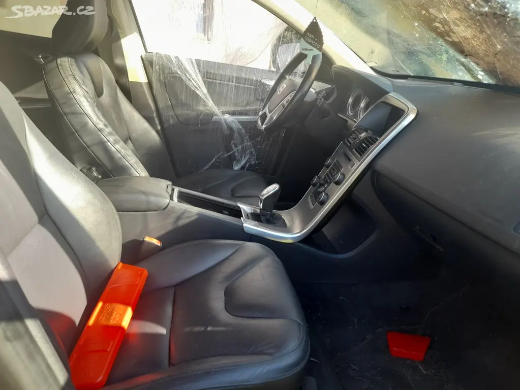 Volvo xc 60 díly - Měcholupy - Bazar - Sbazar.cz