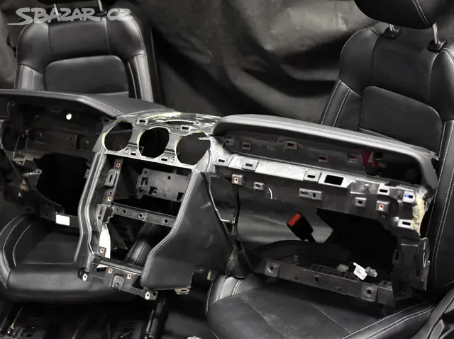 Ford Mustang MACH-E Bezpečnostní pás Airbag - Vělopolí - Bazar - Sbazar.cz