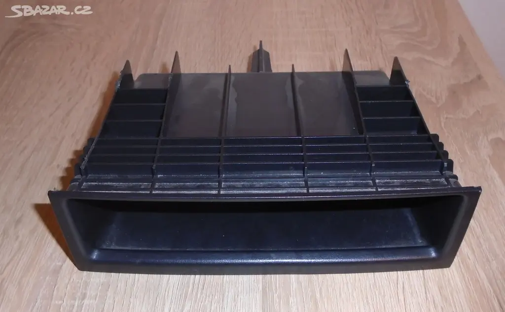 Přihrádka pod autorádio Fabia I - Praha, Břevnov - Bazar - Sbazar.cz