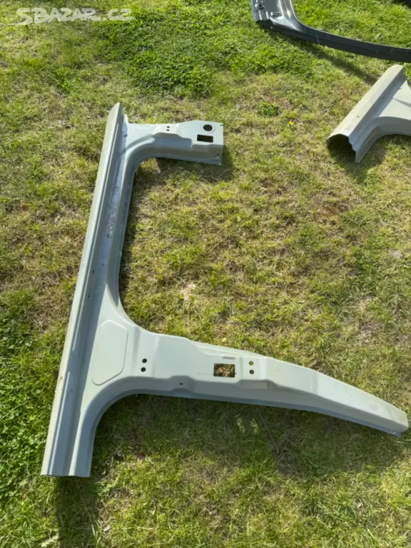 Levy prah sloupek octavia ii - Praha - Bazar - Sbazar.cz